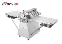 China Folding Vertical Dough Sheeter 0.55kw 220V Floor Type Bakery Equipment for sale