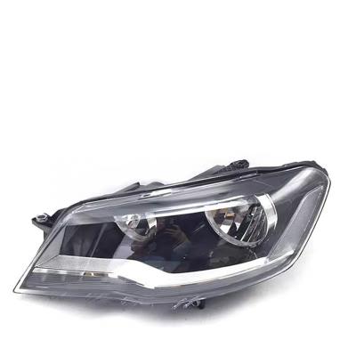 Cina 12V Car Head Light Fit per Volkswagen Jetta Sagitar Bora Assemblaggio di lampada OE n. 3AD941752 in vendita