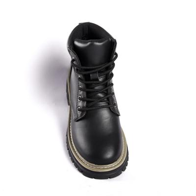 Cina Calzature da sicurezza Goodyear di colore nero Pelle di mucca liscia Suola superiore EVA Suola esterna di gomma protettiva in vendita