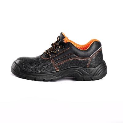 Cina Scarpe di sicurezza sportive in cuoio in PU con punteggio di chiusura, resistenza allo scivolamento e punta d'acciaio in vendita