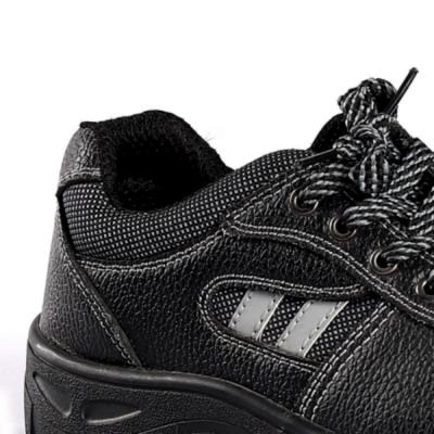 Cina EU 36-47 Stivali da lavoro di base in rilievo di cuoio di mucca superiore pizzo fino chiusura occhiali da vista in metallo scarpe di sicurezza da azione in vendita