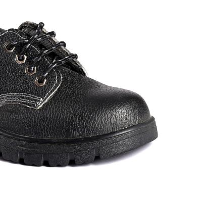 Cina Calzature di sicurezza per piedi in acciaio con lingua in tessuto di nylon e materiale superiore in pelle di mucca in rilievo in vendita