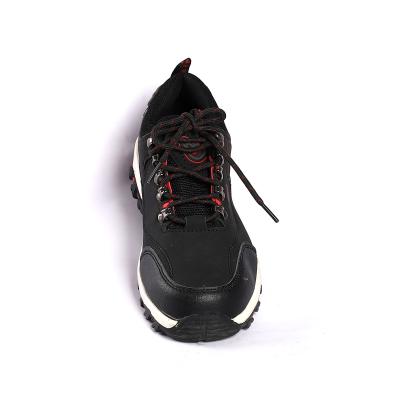 Cina Scarpe di sicurezza impermeabili a taglio basso con occhiali in metallo resistenti allo slittamento e funzionali in vendita