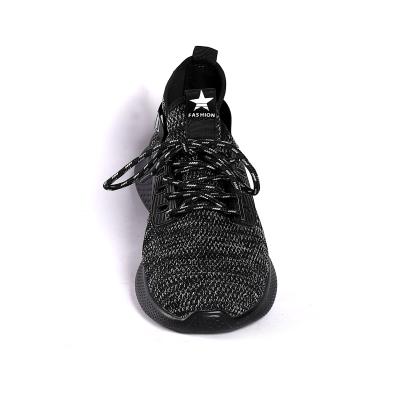 Cina Calzature di sicurezza Flyknit resistenti allo scivolamento con suola intermedia Kevlar anti-perforazione in vendita