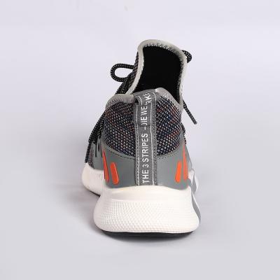 Cina Anti-slip Low-profile Work Boots Low Cut and Cement Technology for Comfortable All-day Wear in vendita