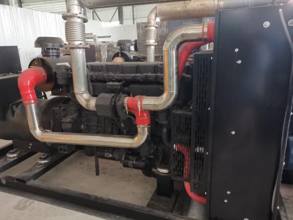 Quality Dongfeng Cummins Diesel Generator Set with Digital Control Panel, Cummins Engine, and Silent Operation for Industrial Power Supply for sale