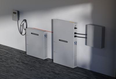 Cina Inverter solare trifase da 12kW, backup da 13.2kVA, MPPT 423-850V, conforme a G99 in vendita