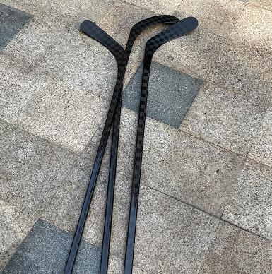 Cina Bastoni di hockey su ghiaccio della fibra del carbonio dell'attrezzatura di addestramento di lacrosse dell'OEM in vendita