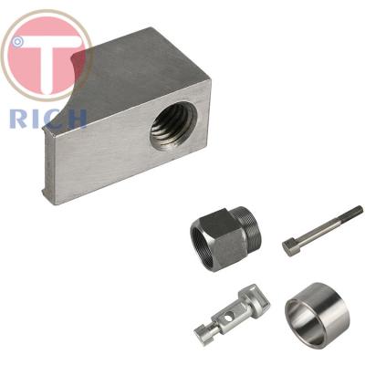 China CNC que trabaja a máquina piezas de maquinaria pesadas de construcción del repuesto del motor en venta