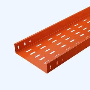中国 パーソナライズド 穿孔チャネルケーブルトレイ C1-100X200 粉末で覆われた厚さ 1.0-3.0mm 販売のため