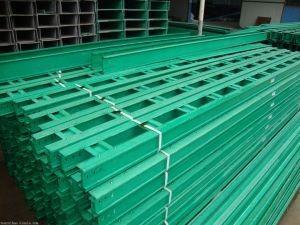 中国 200x600mm GRPワイヤケーブル梯子トレイ 蓋付き FRPガラス繊維ケーブルトレイ T1-200x600 販売のため