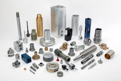 China Componentes usinados CNC de cores personalizadas com acabamento polido OEM/ODM disponíveis à venda