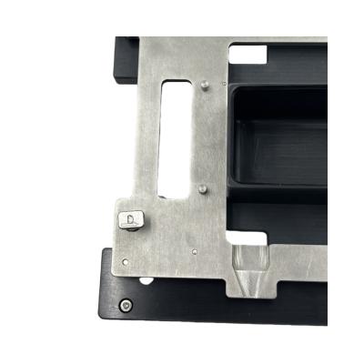 China Peças de torneamento de fresagem CNC de precisão de cores personalizadas com polir ou anodizar à venda