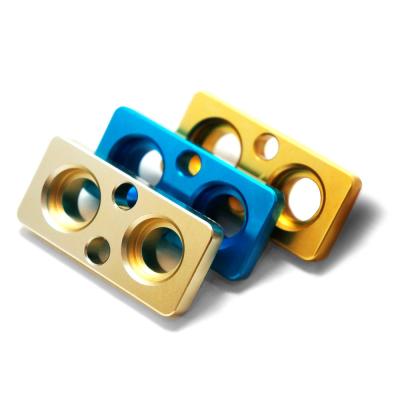 Cina Colorato processo di fresatura CNC Parti in acciaio inossidabile lucidate per applicazioni precise in vendita