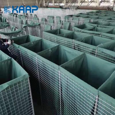 中国 溶接された網のGabion軍の50x50mm Hescoの障壁 販売のため