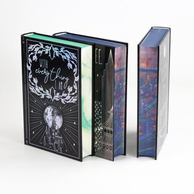 China Custom Hardcover Book Printing Multi-Color Stenciled Sprayed Edges Printing for sale