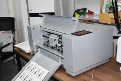 China High Precision ZKST350 Cutting Plotter with Camera for PVC, Self-Adhesive & Dashboard Films for sale