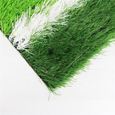 Cina Tappeto artificiale artificiale del passo del cricket di baseball 50mm dell'erba di calcio della citronella in vendita