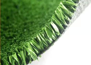 Cina Tappeto erboso artificiale colorato ad alta densità resistente UV in vendita