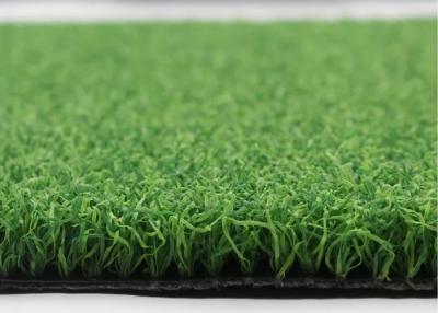 Cina Verde mettente del tappeto erboso falso resistente di slittamento in vendita