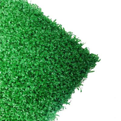 Cina tappeto erboso artificiale verde mettente di golf 12000D del tappeto erboso 15mm di mini di golf golf dell'erba in vendita