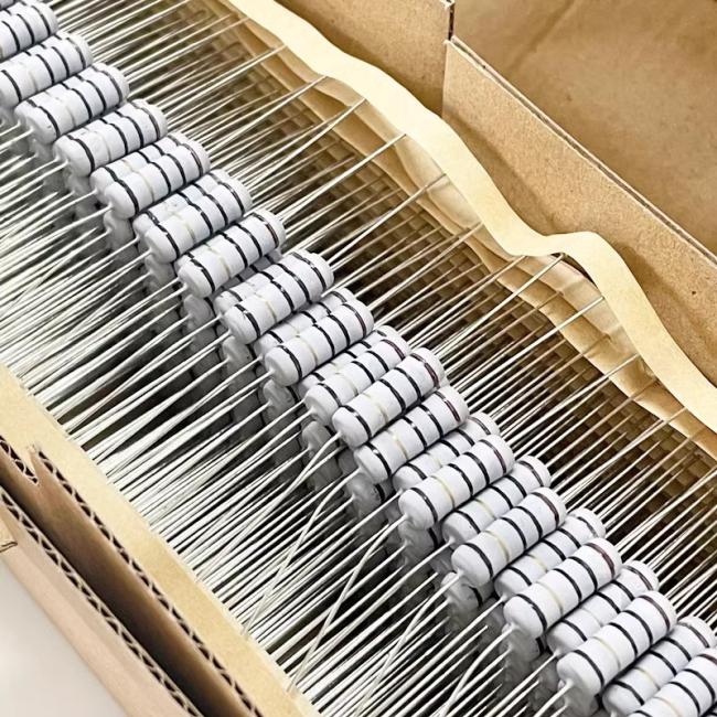 Fuse resistor packaging