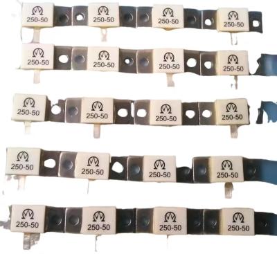 China 1000W Flange Resistor with 1Ω-500Ω Range ±5% Tolerance and 1.2-1.3 Standing Wave Ratio for High Power Applications for sale