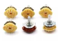 China RS25 Rotary Selector Switch 2-4 Pole 2-12 Position 6mm Shaft 500V 10A for sale