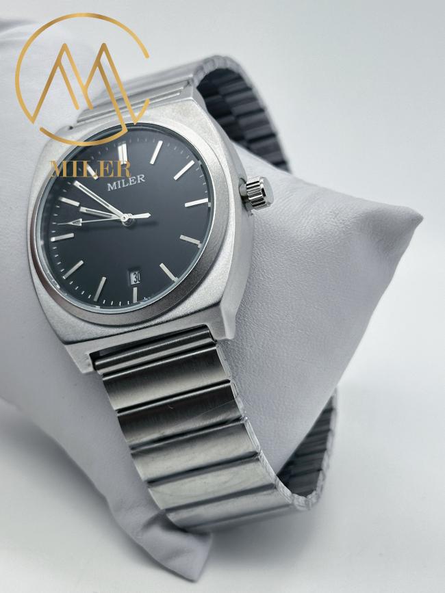 OEM Customized Logo Option Quartz Wrist Watch For Men With Classic Design