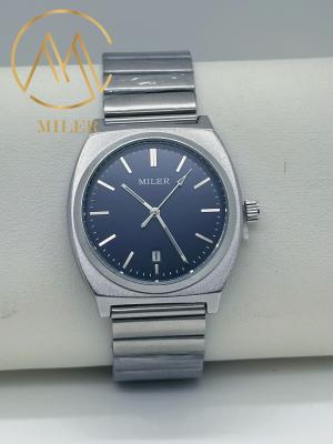 Cina Fabbrica cinese Disegno Nuova Moda Funzione Sport Quartz Watch Steel Band Watch Business in vendita