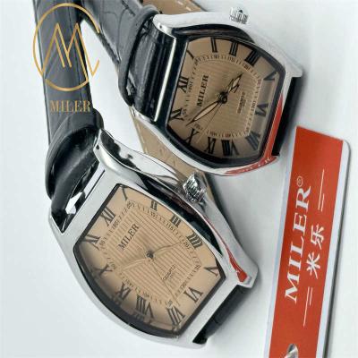 中国 革帯 クォーツ 時計 30 メートル 防水 若者 高性能 販売のため