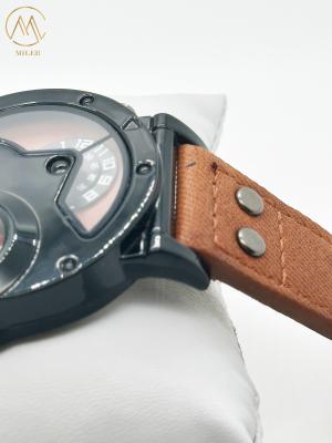 Cina Orologio da polso da uomo di quarzo con doppio movimento e cintura da denim in vendita