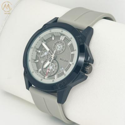 China Sport Quartz relógio de silicone com alcatrão de data caixa relógio de pulso presente for sale