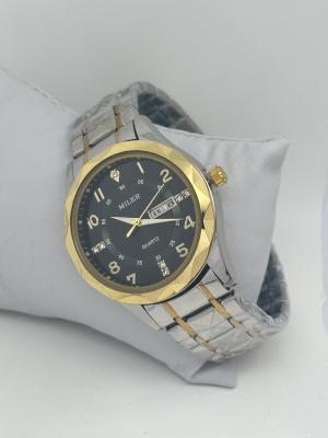 Cina Orologio originale a quarzo impermeabile orologio da polso doppio calendario orologio funzionale in vendita