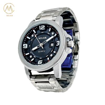 China Fabriek directe verkoop Nieuwheid Nieuwe aankomst Chronograaf lage prijs mannen kwarts horloges roestvrij staal band for sale