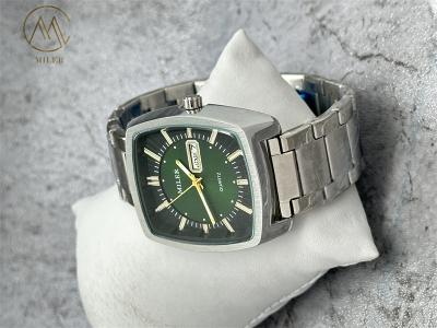 중국 신디자인 매력적인 쿼츠 운동 시계 여성용 5가지 색상 옵션 판매용