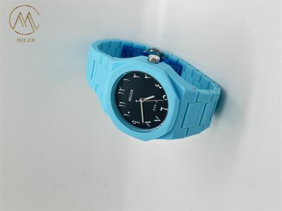 Китай Универсальные и практичные кварцевые наручные часы для повседневного ношения и наружных занятий Цифровые спортивные часы продается