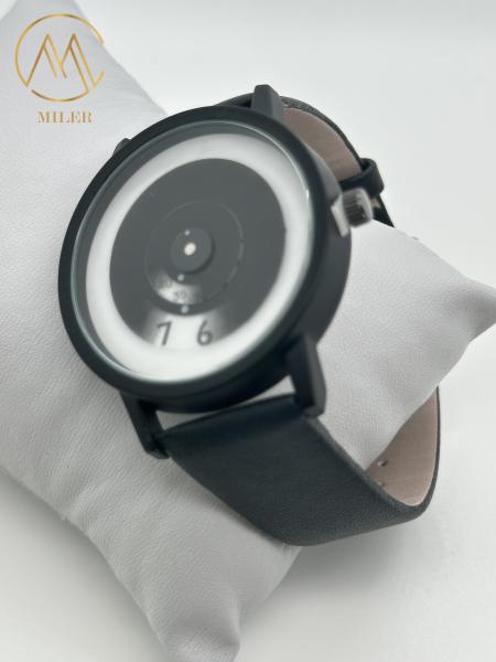 Quality Leather Strap Waterproof Quartz Movement Kids Wrist Watch with Colors Option for sale