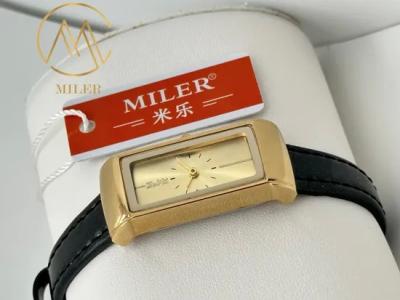 China Relógio de quartzo branco de 30m, de couro impermeável à venda