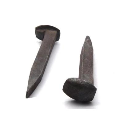 China AREMA Standard Railroad Spike Types Dog Spike Types Of Rail Fasteners for sale