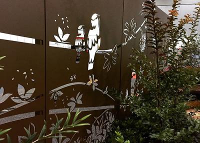 Cina Ornamenti da giardino in acciaio corto tagliato al laser per esterni altezza 1200 mm in vendita
