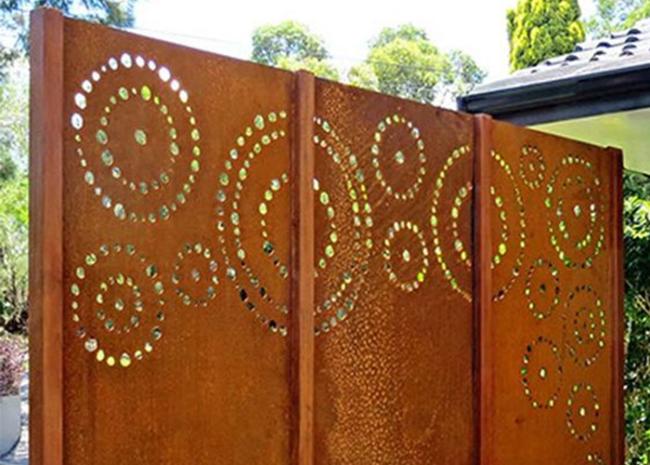 Corten Steel Garden Ornament Circle Pattern Design Privacy Screen Panel