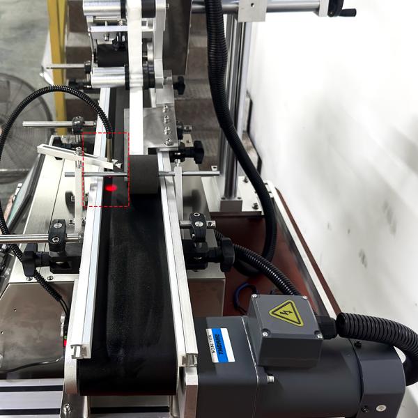 Quality Desktop Sticker Flat Surface Labeling Machine Bottles Caps Boxs For Small for sale