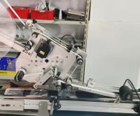 China Styrofoam Boxes Flat Desktop Labeler Machine Sticker Applicator Automatic PLC Controlled for sale