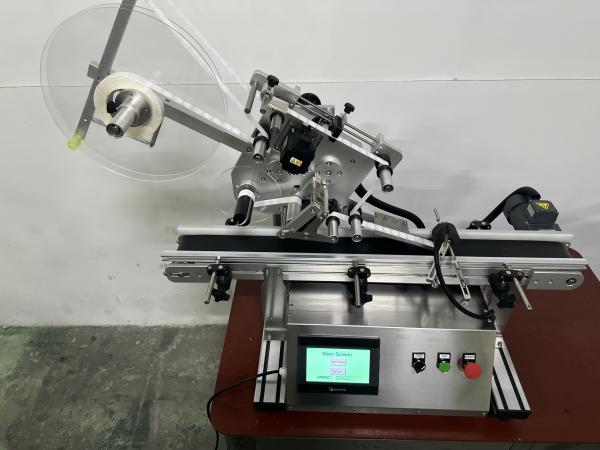 Quality Automatic Self Adhesive Flat Labeling Machine For Food Cosmetic Bags Box for sale