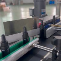 China Desktop Automatic Wine Beer Bottle Labeler Sticker Labelling Machine Applicator for sale