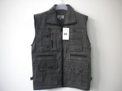 China mens vest in 100% polyester, washed fabric, black, fishing vest, S-3XL for sale