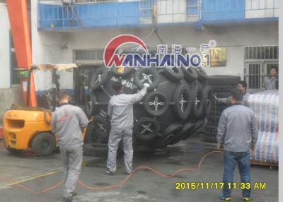 China Net Type 80KPa Air floating ship fenders , rubber dock fender for sale