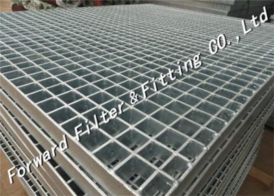 Cina Piatto perforato di alluminio dell'acciaio inossidabile di anti scivolo/per il passaggio pedonale di sicurezza in vendita