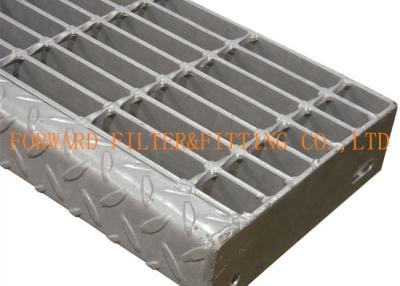 Cina Acciaio al carbonio/piatto di alluminio/del ferro anti di scivolo con il trattamento di superficie galvanizzato in vendita